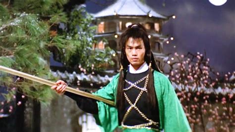 1981年邵氏经典武侠，侠客名震江湖，一手飞刀纵横武林，就连打酱油的都很帅气 Youtube