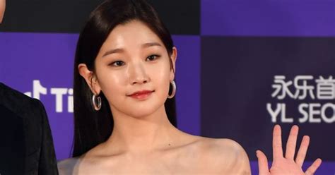 ‘특송 개봉 앞둔 박소담 감상선 유두암 수술 ”회복 전념”