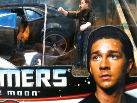 Transformers Dark Of The Moon 2011 Bumblebee And Sam Witwicky