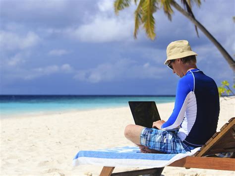 Vacaciones La Misión Imposible De Los Abogados De Desconectar En