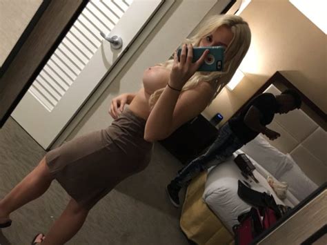 Natasha Lyonne Fappening Nude 3 Photos The Fappening