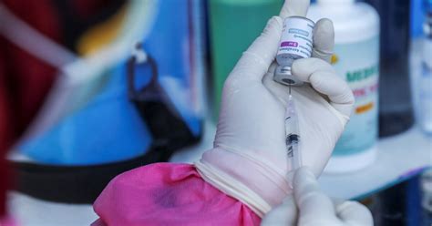 Un Grupo De Expertos De Eeuu Dijo Que Astrazeneca Pudo Haber Incluido