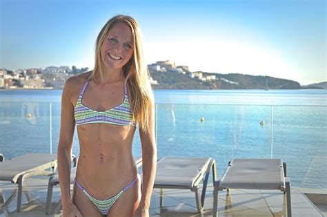 Bikini Model Alex Wai Enhanced El Torre 0103 Topaz Sharpen Faceai