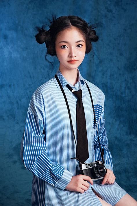 做个酷女孩，出圈的美式证件照怎能不拍 ️ 花瓣网