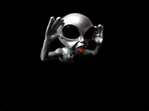 Folha Dupla Papel de Parede Alienígena