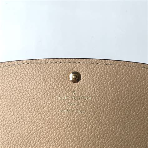 Louis Vuitton 黑牛皮壓紋長夾｜popchill 拍拍圈