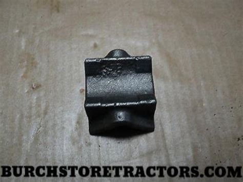 New Shank Mounting Clamp With Wedge For Farmall Row Or Middle Buster
