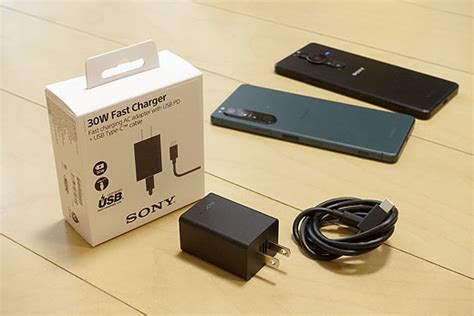 【レビュー】Xperia急速充電対応ACアダプター『XQZ-UC1』開梱レポート - ソニーの新商品レビューを随時更新！ ソニーストアのお ...