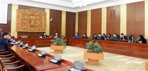 Тэтгэврийн зээлийг тэглэх тухай хуулийн төслийг дэмжлээ