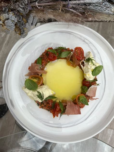 Dos chefs argentinos revelan sus técnicas en la cocina para un menú estilo buffet en Año Nuevo