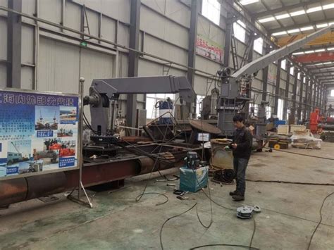 China Hydraulic Telescopic Slewing Crane Manufacturers Suppliers