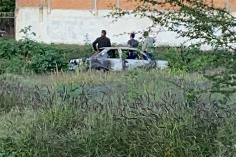 Localizan Hombre Muerto En El Interior De Un Auto Abandonado E