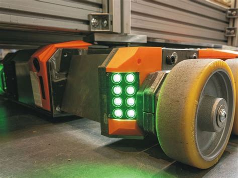 Fuertes Criaturas Diminutas El Sistema De Transporte Swarm Transporta