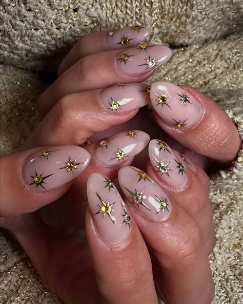 This Falls Nail Art Trends Are All About Touchable Textures Allure
