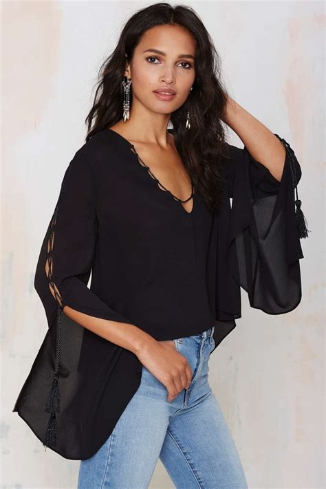 Camila Costa Image