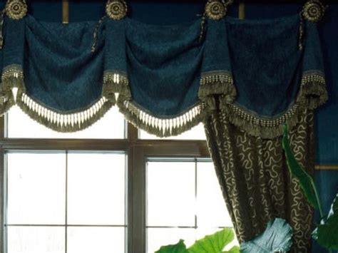 21 Different Styles Of Valances Explained By A Workroom Valance Faux Roman Shades Stylish