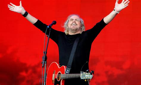 Barry Gibb Queen Latifah And More Among 2023 Kennedy Center Honorees