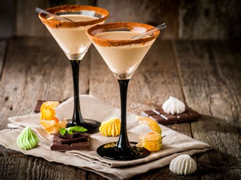 Brandy Flip Cocktail Brandy Flip 1001cocktails En