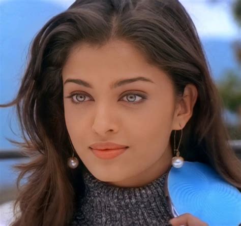 Ashs Clone Anjali Sivaraman From Netflixs Class Looks Just Like Young Aishwarya Rai