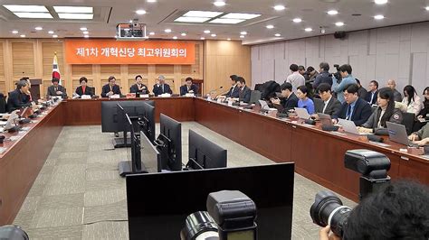 개혁신당 영입 갈등 점입가경온라인서 낙 · 준 대리전