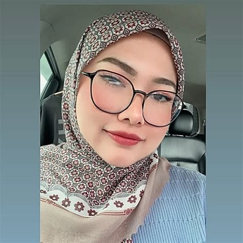 Aimie Nadia Syakilla Aimie Nadia • Threads Say More