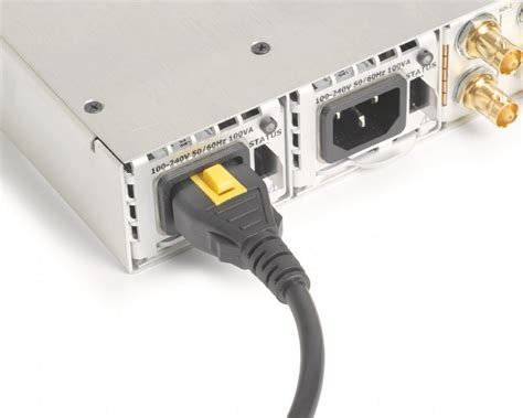 Tektronix Spg8000a Master Sync Master Clock Referans Üreteci Netes Mühendislik