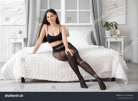 7 Thousand Woman Wearing Black Nylons Royalty Free Images Stock