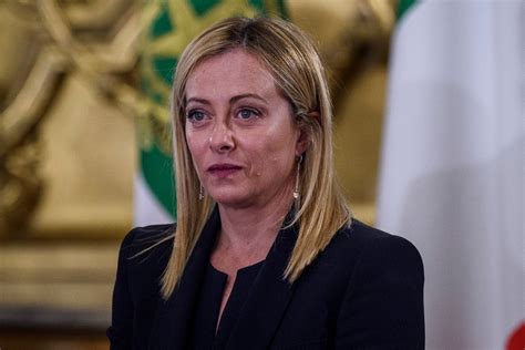 Giorgia Meloni Ecco Con Chi Era Seduta Al Giuramento Di Trump
