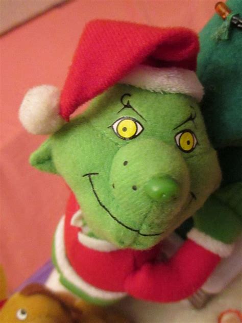 How The Grinch Stole Christmas Plush Animated Musical Toy Sealed Base