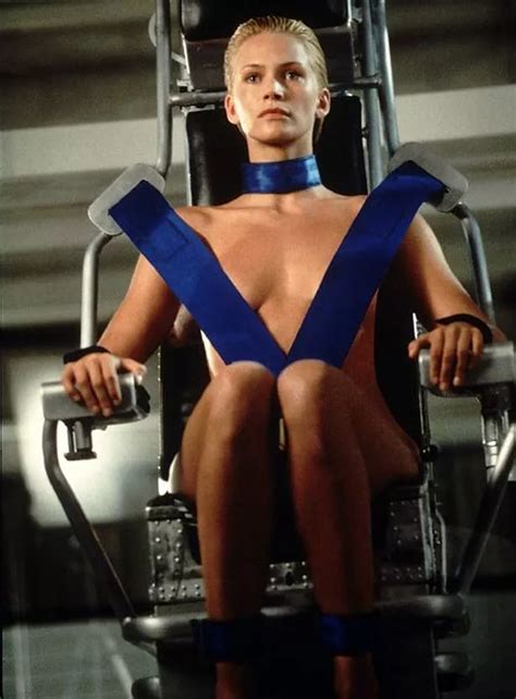 Sexy Aliens Star Trek