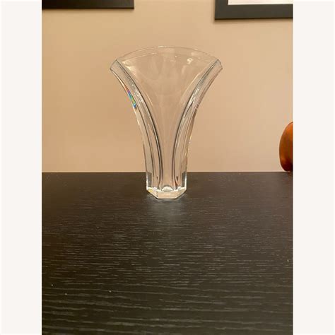 Baccarat Gingko Small Vase Aptdeco