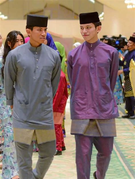 9 Potret Prince Wakeel Adik Pangeran Mateen Yang Tidak Kalah Menarik