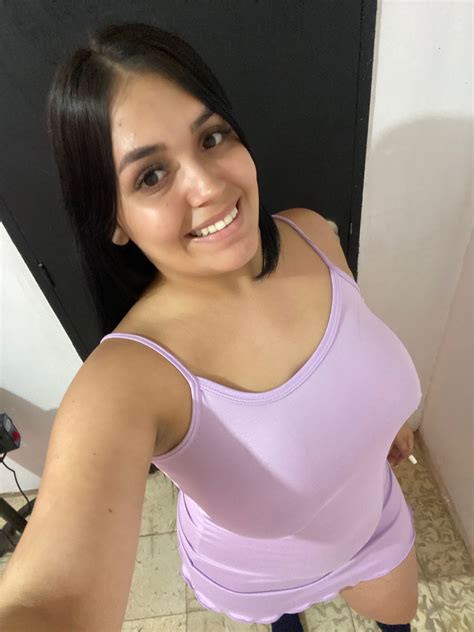 All Natural No Makeup With An Amazing Smile For You Rselfie