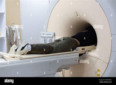 Limagerie Par Résonance Magnétique Irm Scanner Dans Un Hôpital Avec
