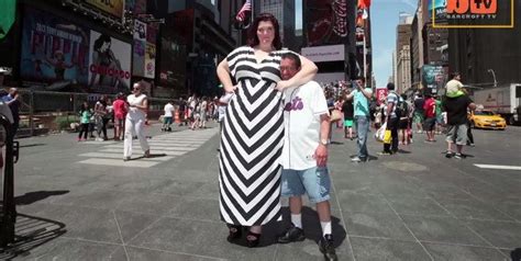 A Day In The Unusual Life Of A Professional Amazon Model Gizmodo