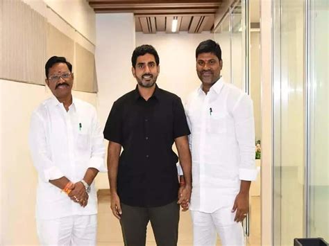 వైసీపీకి మరో ఎదురు దెబ్బ లోకేష్‌ను కలిసిన మరో ఎమ్మెల్యే