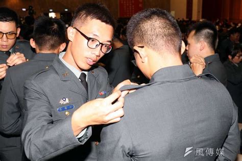 三軍六校聯合畢典細數國防改革 蔡英文勉畢業生：守護主權靠你們 風傳媒