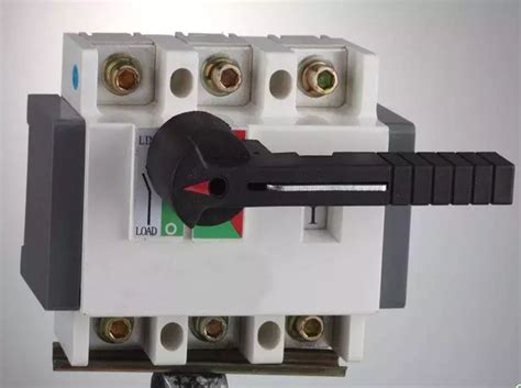 Modelo De Interruptores Schneider