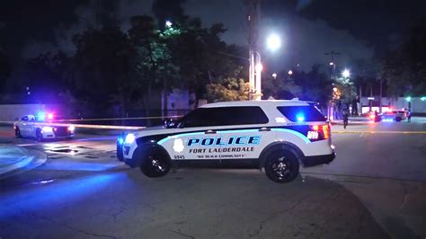 Man Hospitalized After Overnight Stabbing In Fort Lauderdale Wsvn