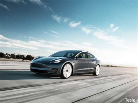 Tesla Delivers 405278 Vehicles In Q4 Missing Wall Street Expectations