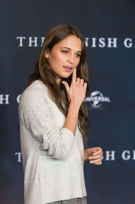 Alicia Vikander At The Danish Girl Photocall In Berlin 12102015