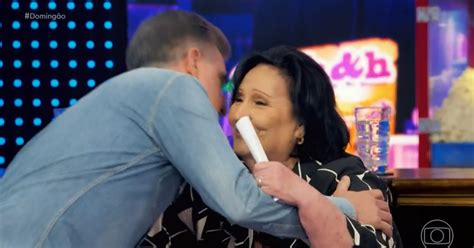 Luciano Huck Defende Déa Lúcia E Fala Sobre Ausência De Raquele No