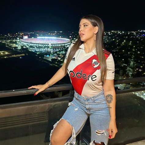 Wanda Nara Live Stream Video And Photos 05092023 • Celebmafia