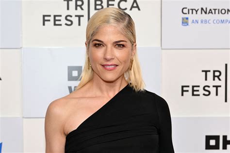 Selma Blair Still Considers Herself A ‘beginner With Ms Exclusive
