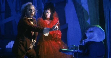 Beetlejuice 2 Set Photos Donne Un Premier Aperçu De Jenna Ortega Dans