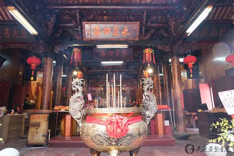 台中梧棲『朝元宮』為開基媽祖，連日本首長都來獻匾！ 黃連芳製香廠