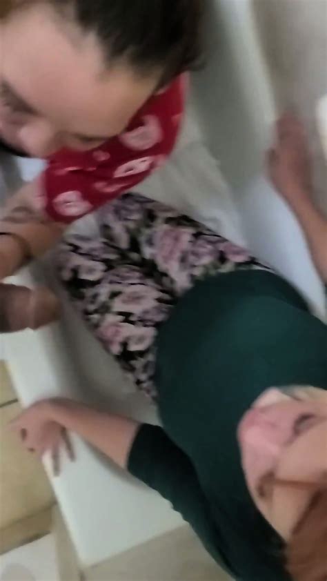 Face Fucking Two Girls One Has No Gag Reflex Eporner