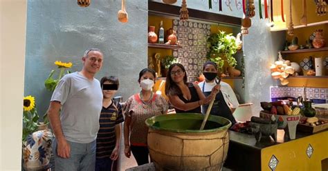 Día Del Trabajo López Gatell Fue Captado Disfrutando Los Sabores De La