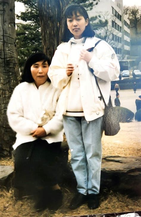 한강 노벨상 뒤 첫 글 남겼다 외할머니가 약과 쥐여주면…