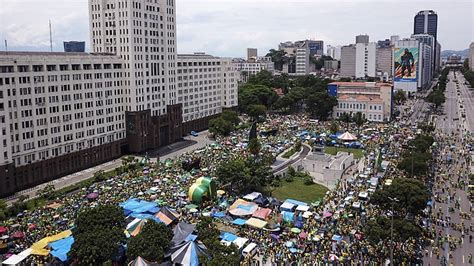 Brasil Transición entre Lula y Bolsonaro avanza en medio de protestas Radiomundo En Perspectiva